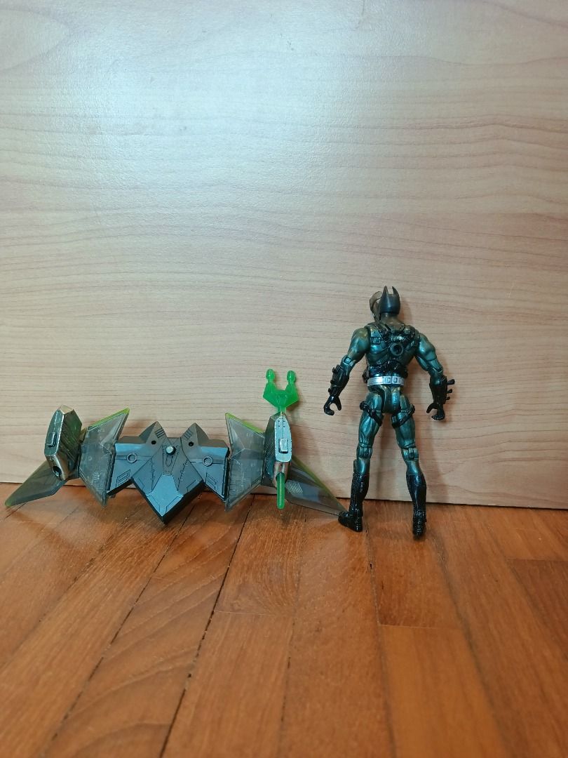 Batman with wing jetpack, Hobbies & Toys, Toys & Games on Carousell