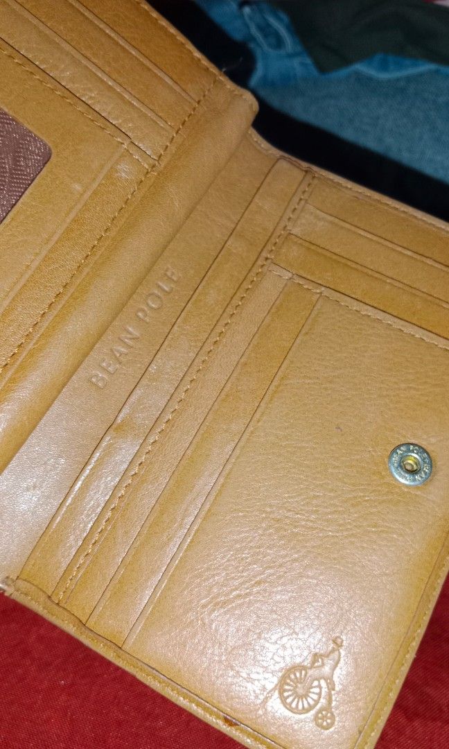 Beanpole bifold wallet, Women's Fashion, Bags & Wallets, Wallets & Card ...