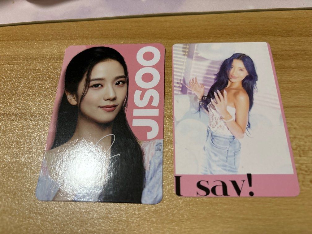 Black pink Jisoo card / Mamamoo Hwasa card, Hobbies & Toys, Memorabilia & Collectibles, K-Wave ...