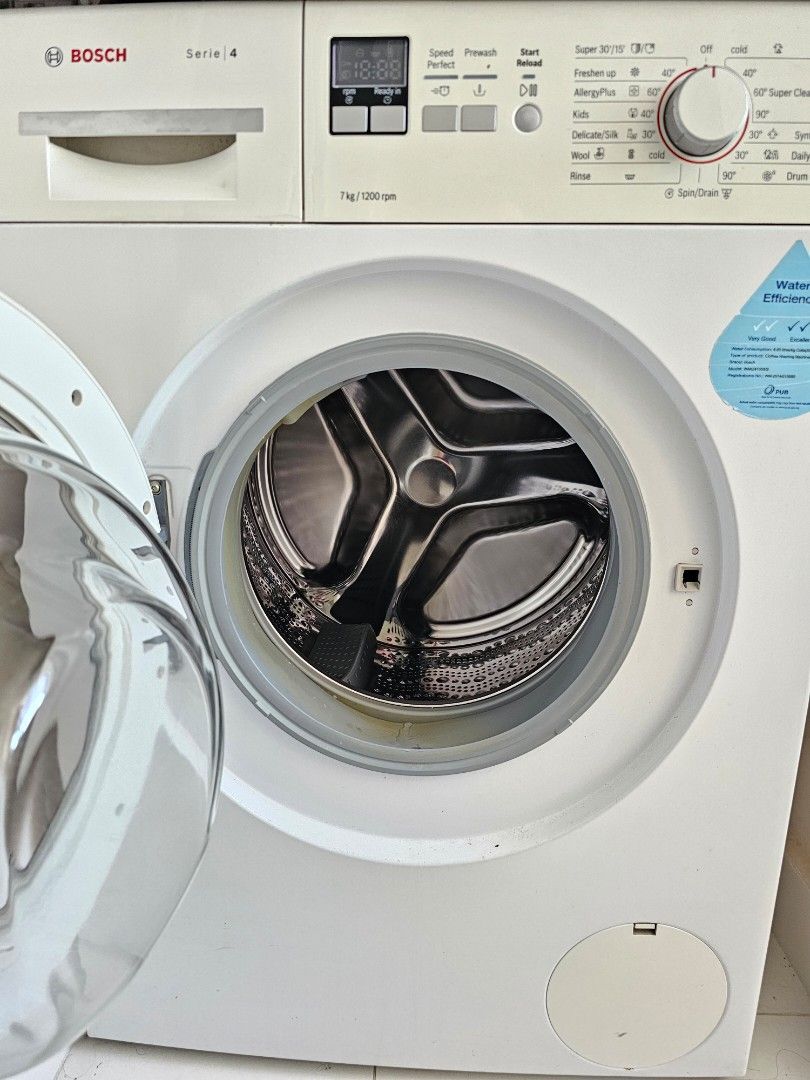 Bosch Serie 4 Washing Machine, TV & Home Appliances, Washing Machines ...