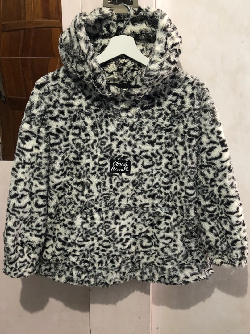 Chanel pharrell fur coat jacket, Women's Fashion, Coats, Jackets and ...