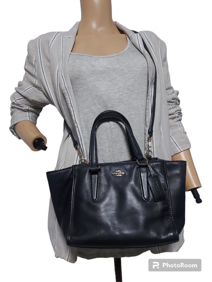 COACH 2way Black Bag, Women's Fashion, Bags & Wallets, Cross-body Bags ...