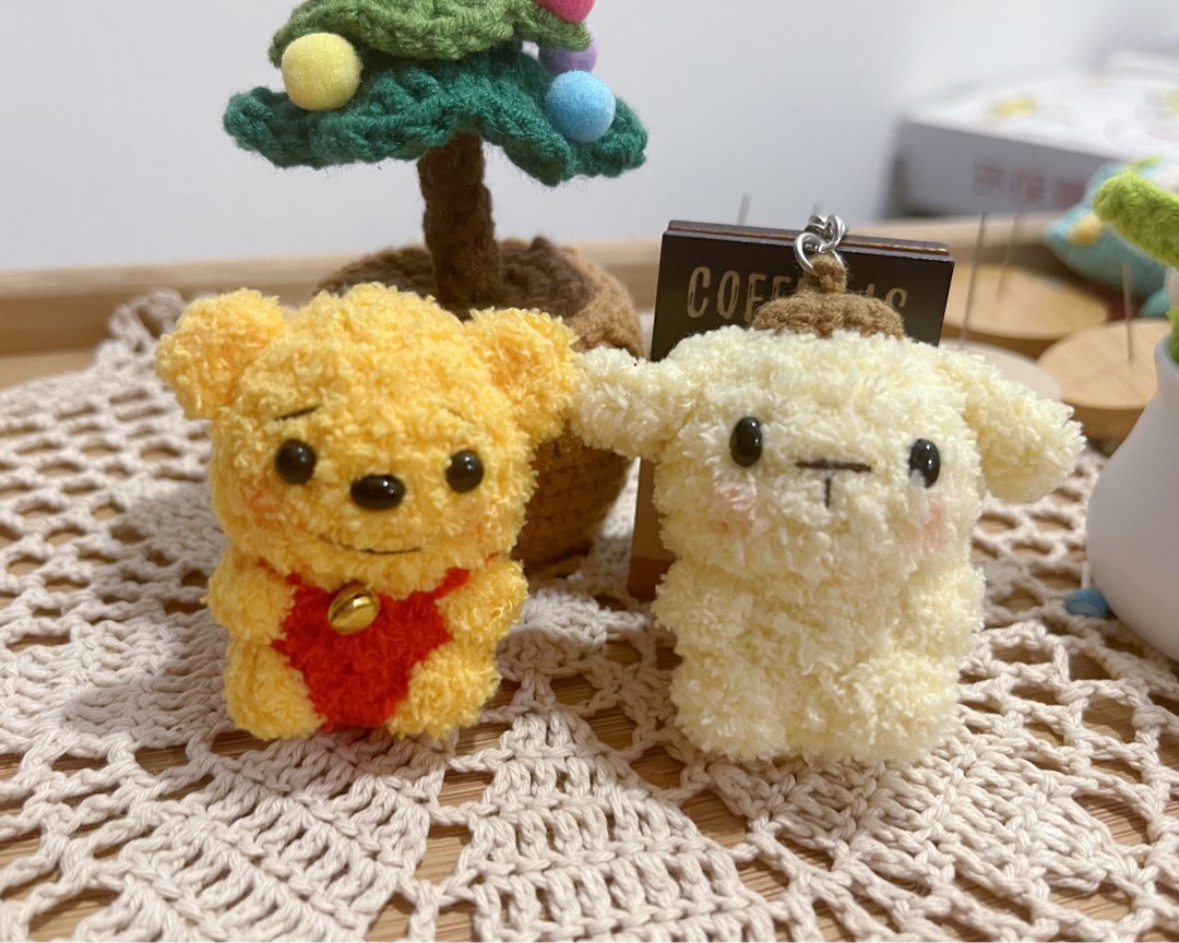 Crochet Pooh/Pom Pom purin keychain, Hobbies & Toys, Stationery & Craft ...