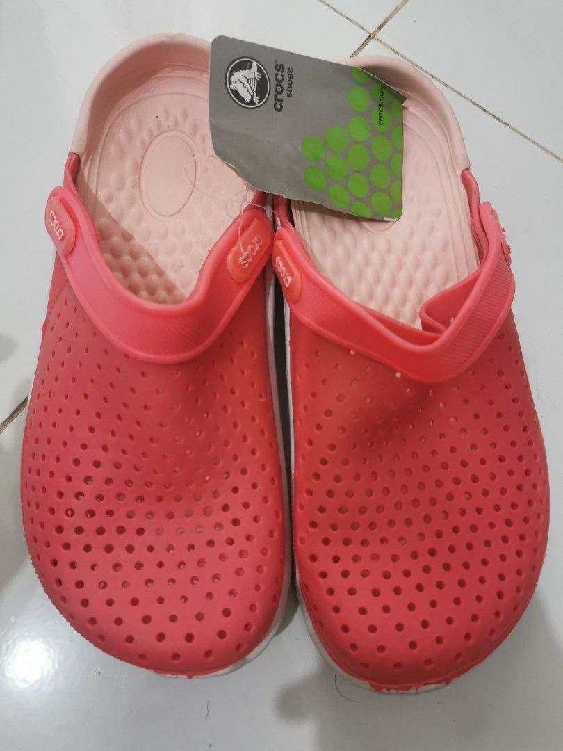 Crocs lite 38, Women's Fashion, Footwear, Loafers on Carousell