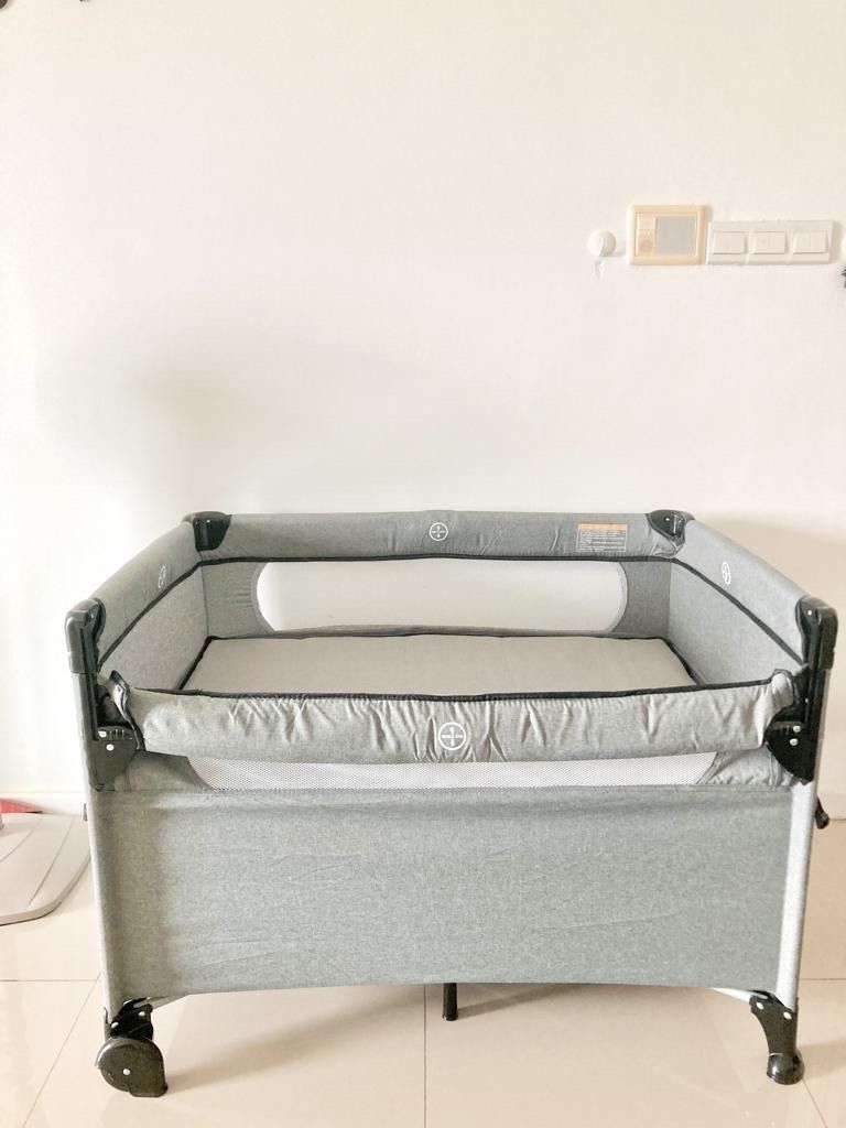 Crolla Ally Travel Baby Cot Playpen New, Babies & Kids, Baby Nursery ...