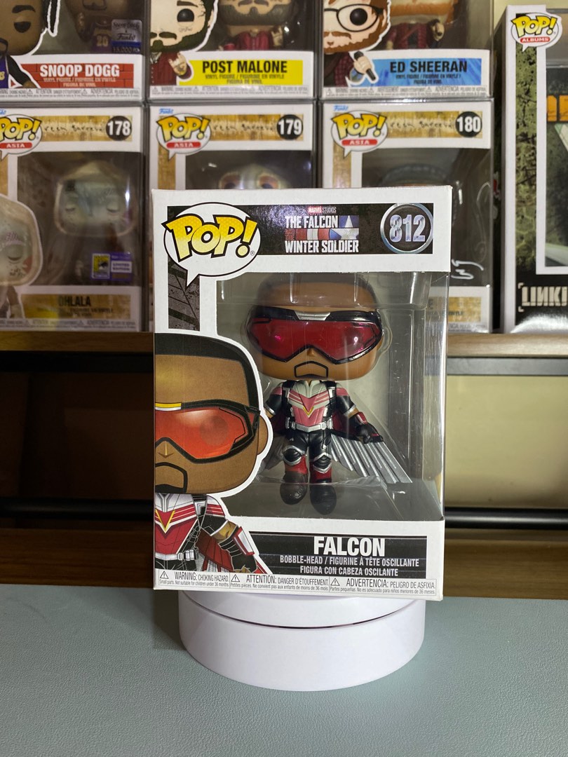 Falcon 812 Funko Pop | The Falcon and the Winter Soldier | Marvel Funko ...
