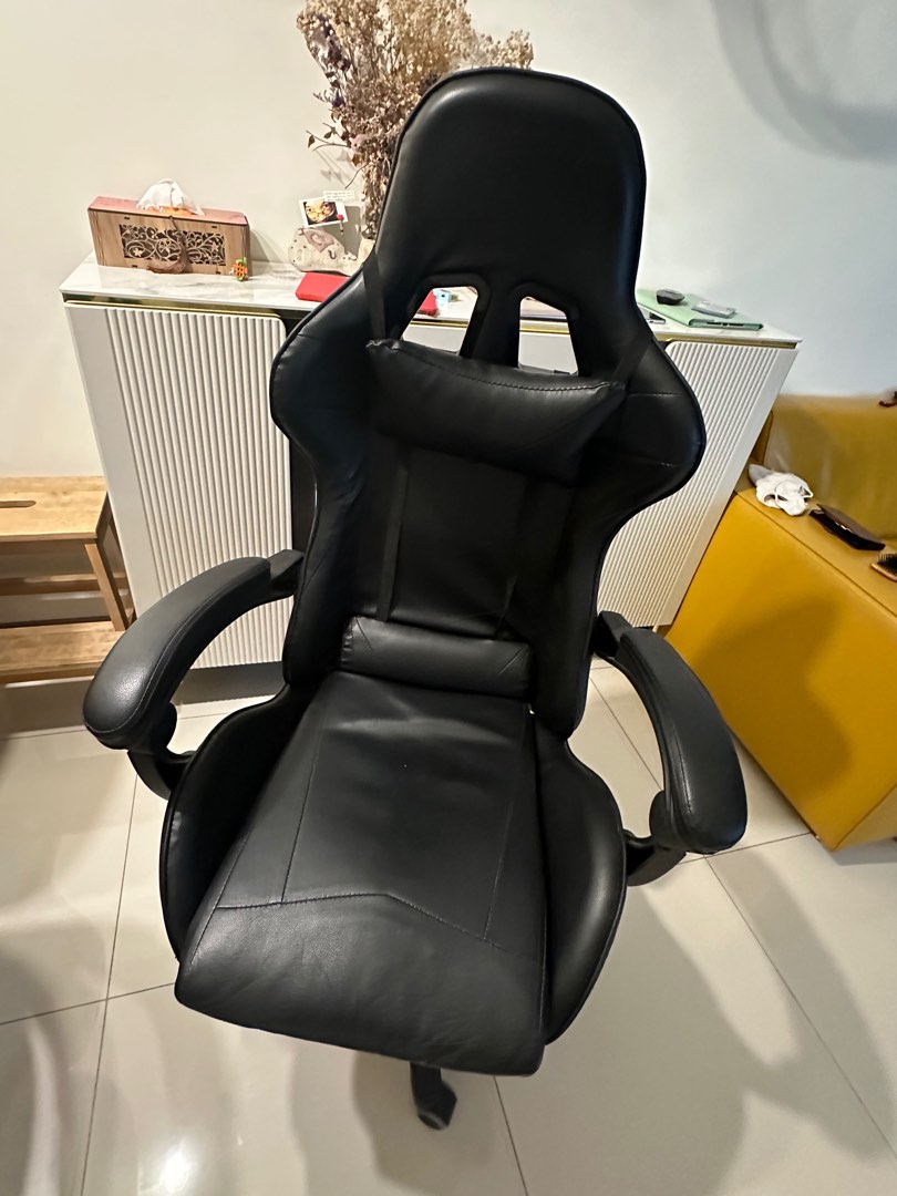 Gaming char for sale lightly used $50, Video Gaming, Gaming Accessories ...