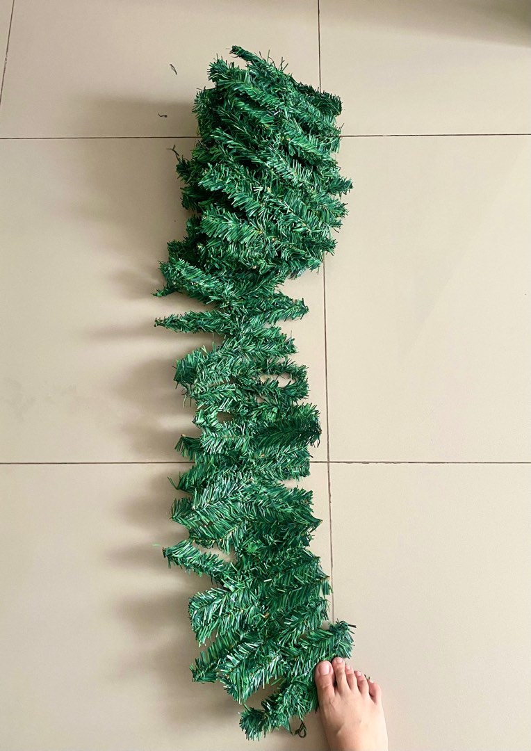 SOLD ‼️ Garland natal christmas cafe restoran hiasan depan pintu hiasan ...