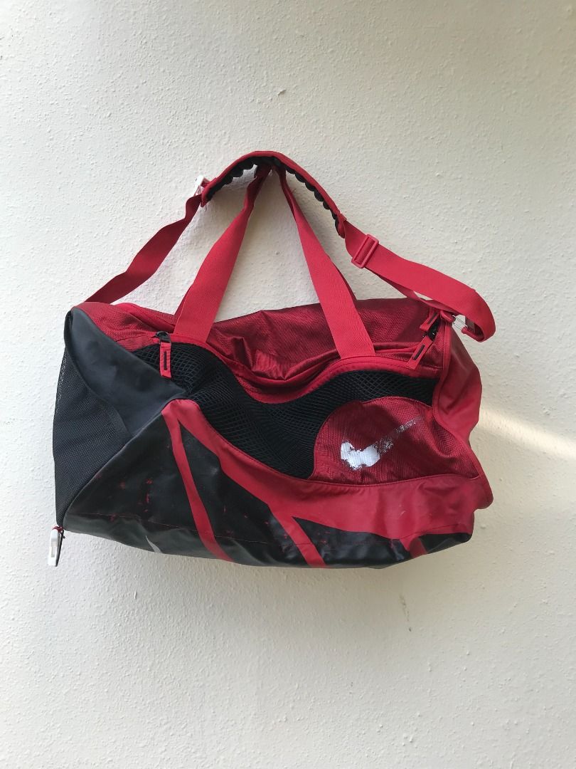 Genuine Nike Air Max Engineered Carrier system sling bag. Dimension 60 ...