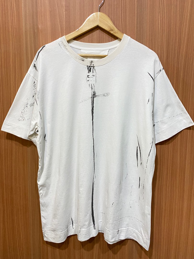 GIVENCHY OVERSIZED TROMPE L'OEIL RING TEE, Luxury, Apparel on Carousell