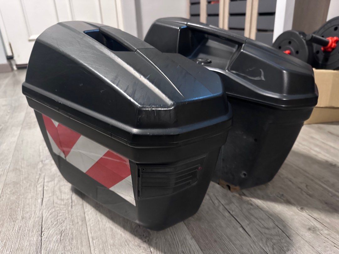 Givi side box with rack., Motorcycles, Motorcycle Accessories on Carousell
