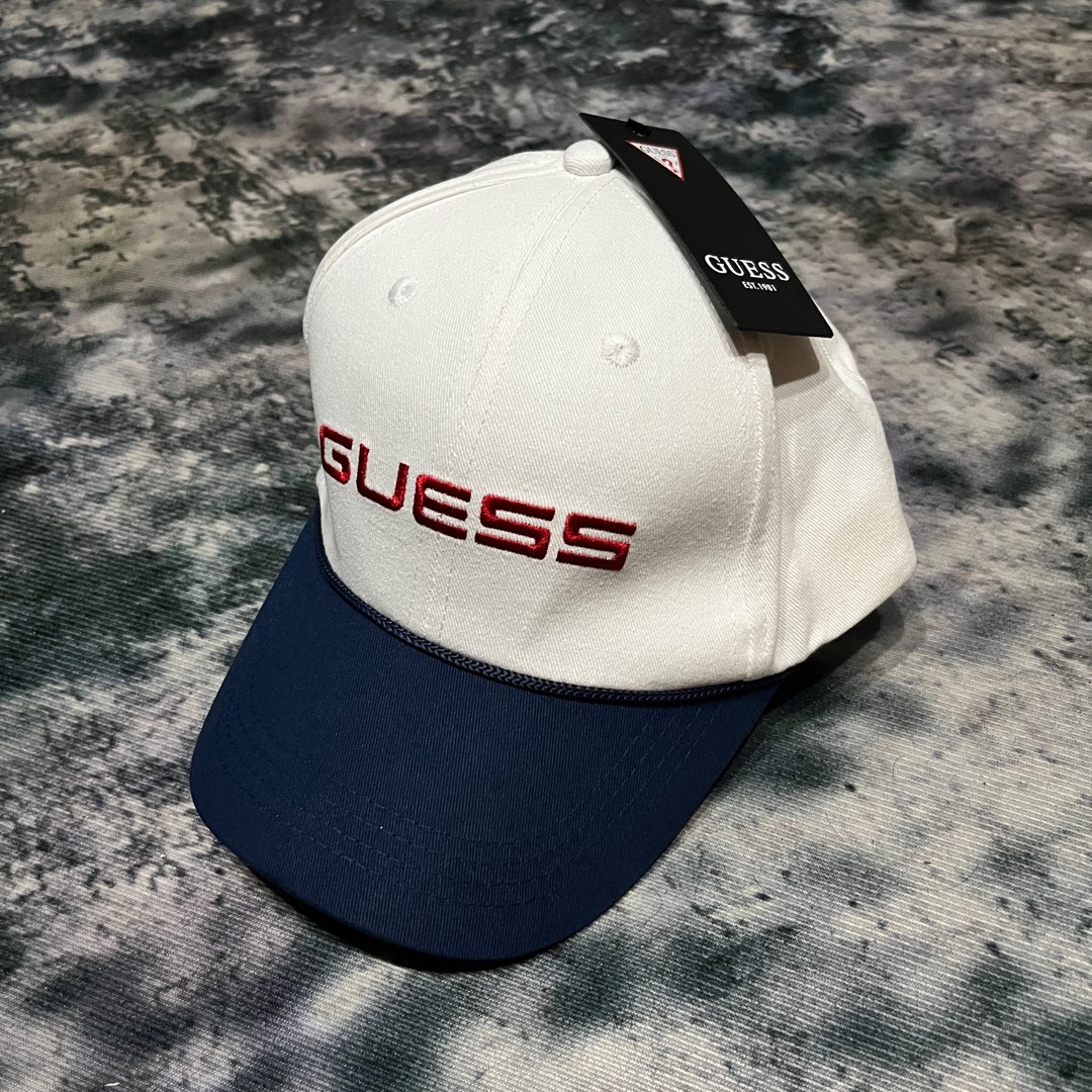 guess cap, Men's Fashion, Watches & Accessories, Cap & Hats on Carousell