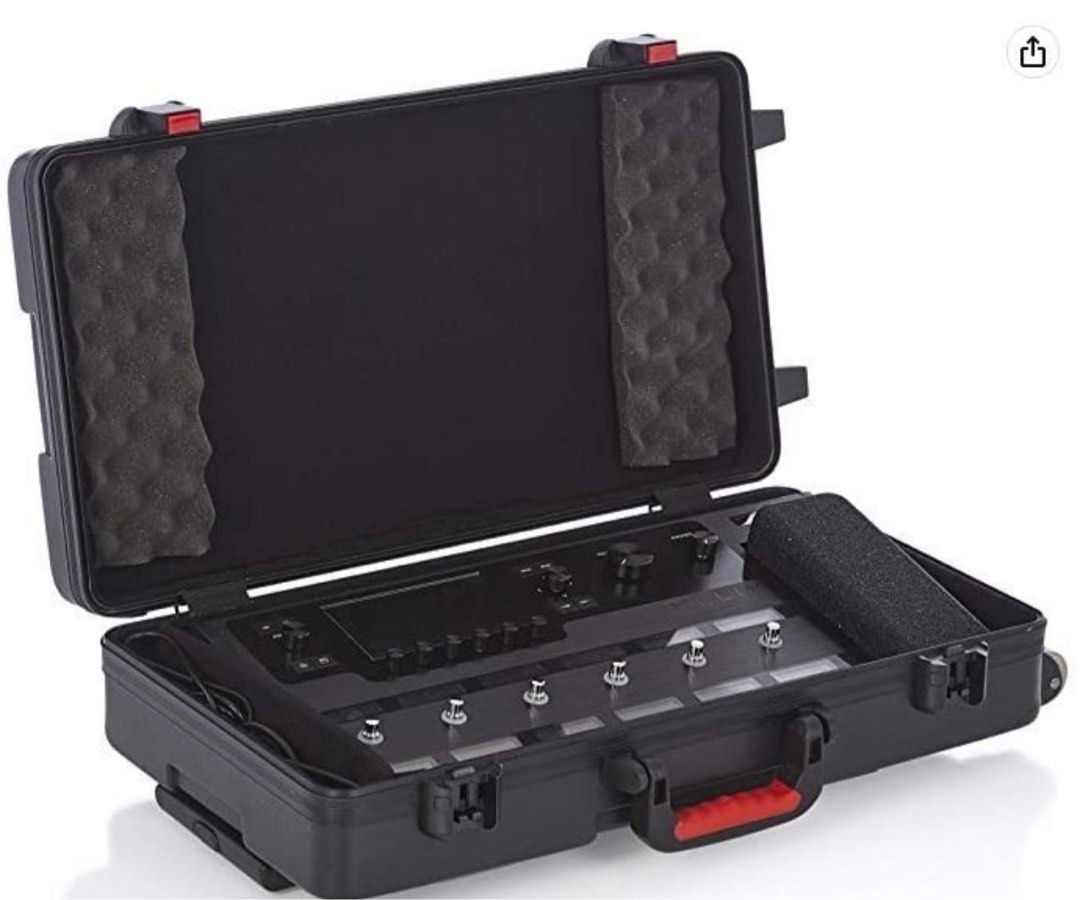 Line 6 Helix Floor with gator hard trolley case, Hobbies & Toys, Music ...