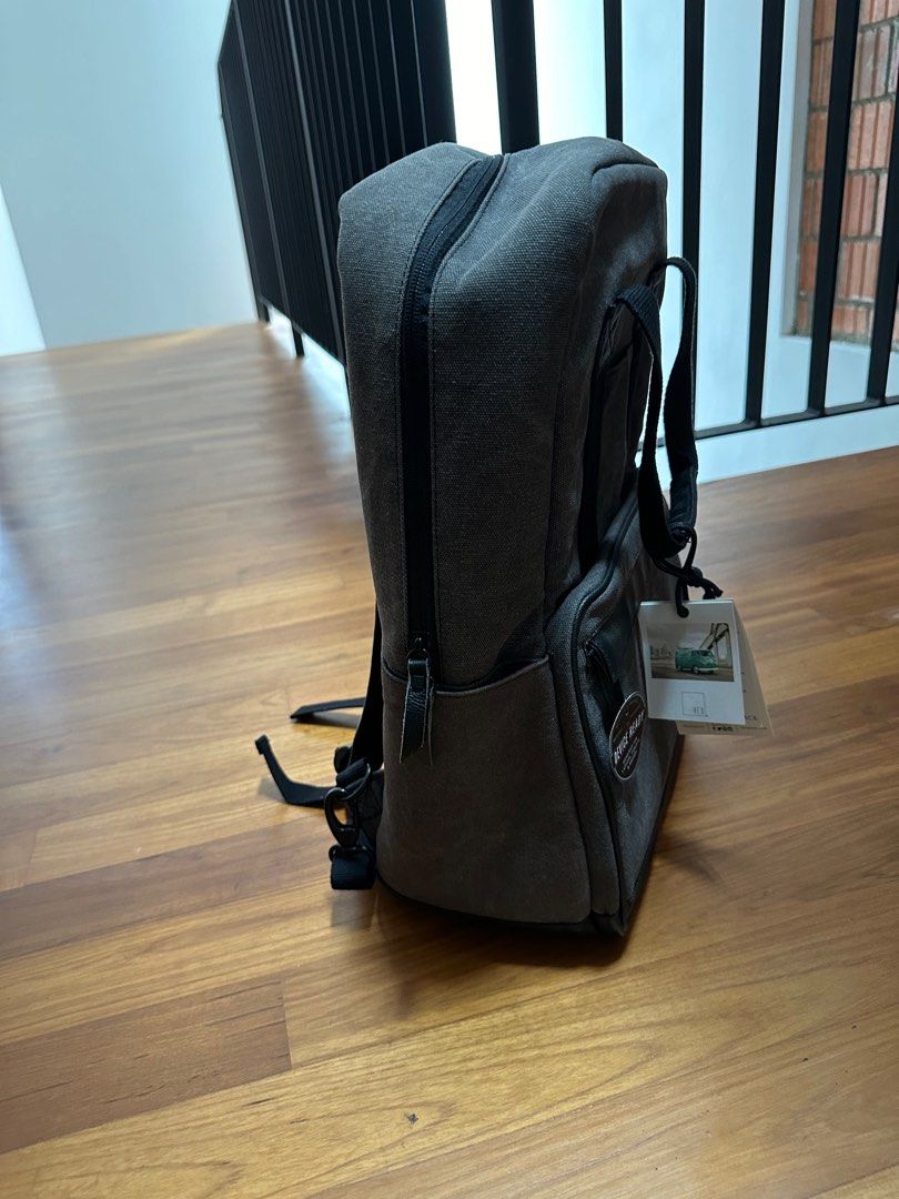 HEX - Convertible backpack, Men's Fashion, Bags, Backpacks on Carousell