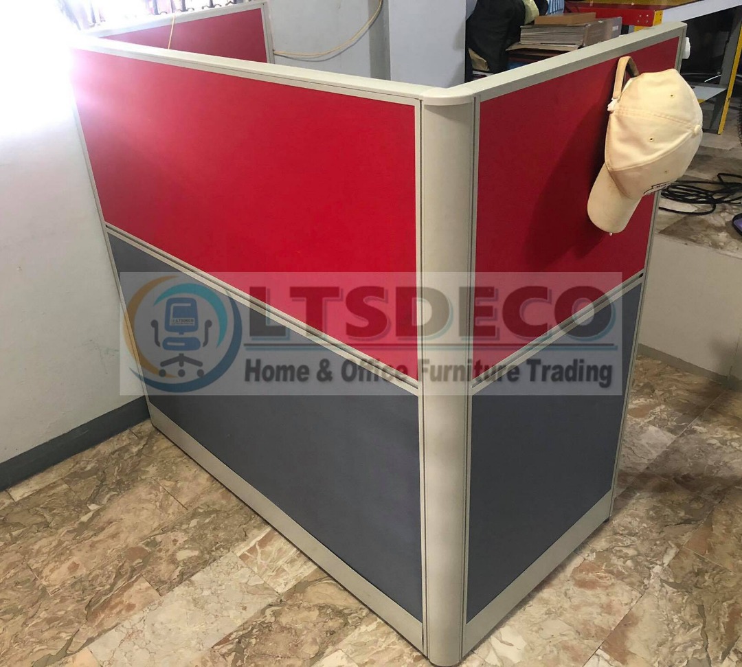 HIGH WALL PANEL OFFICE FURNITURE AND PARTITIONS, Furniture & Home ...