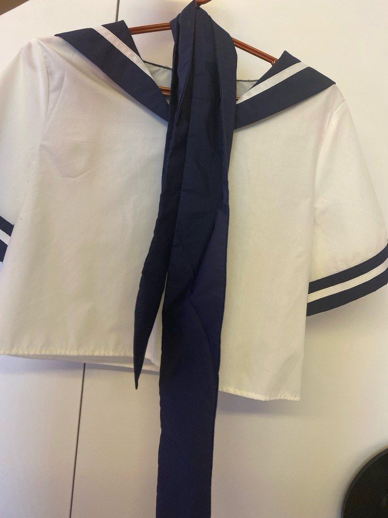 Japanese school uniform top, Women's Fashion, Muslimah Fashion, Tops on ...