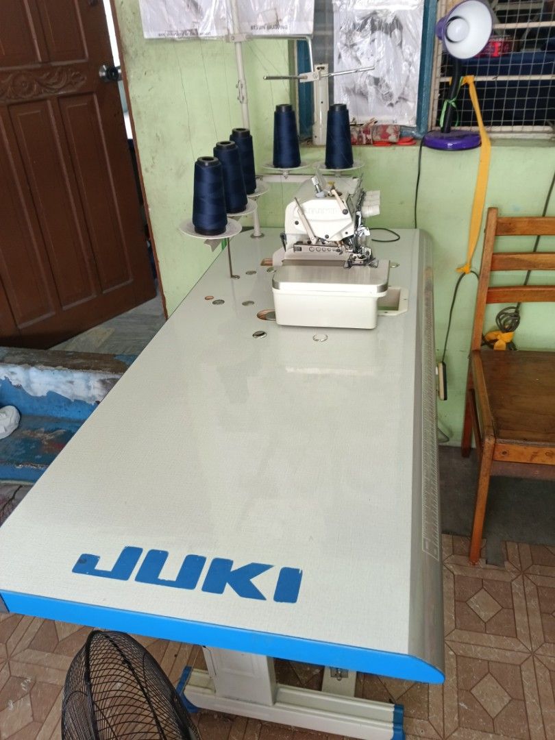 JUKI 5 THREADS EDGING MACHINE, TV & Home Appliances, Other Home ...