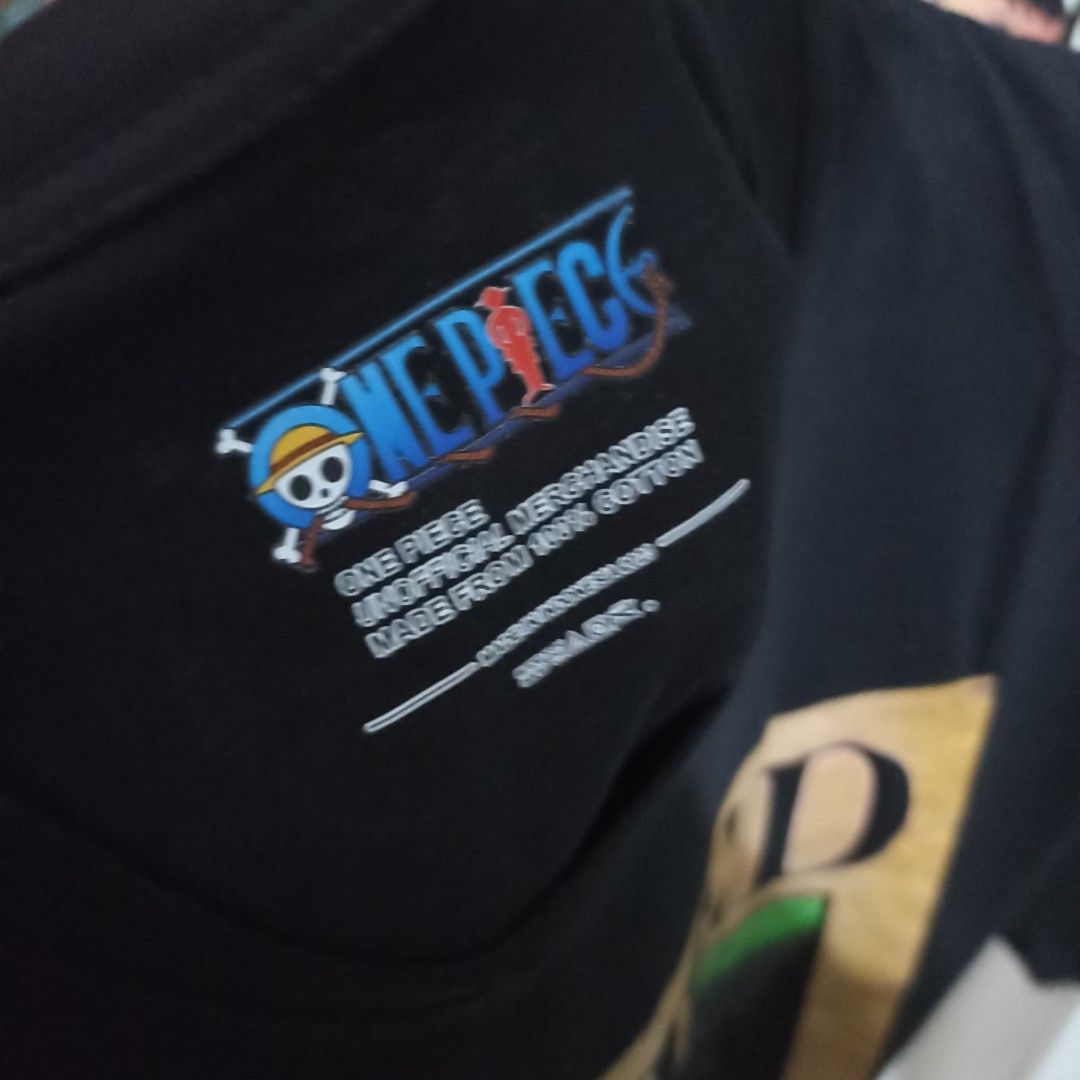 KAOS ANIME ONE PIECE ZORO BOUNTY, Fesyen Pria, Pakaian , Atasan di ... KAOS ANIME ONE PIECE ZORO BOUNTY, Fesyen Pria, Pakaian , Atasan di ...
