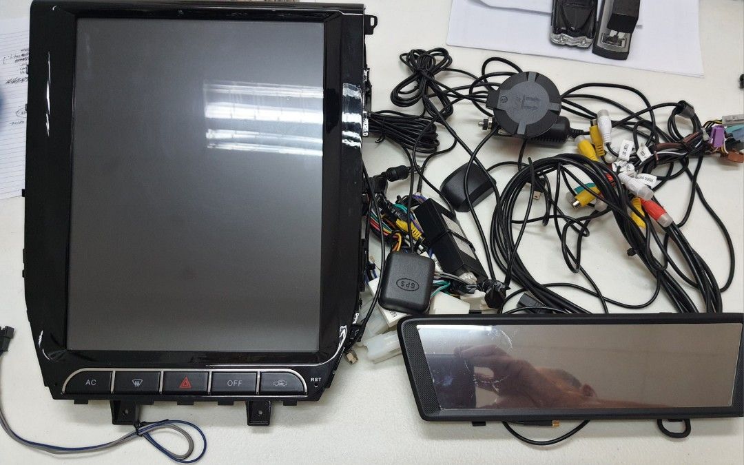 LC 200 GROWL HEAD UNIT, Car Parts & Accessories, Audio, Video, Alarm ...