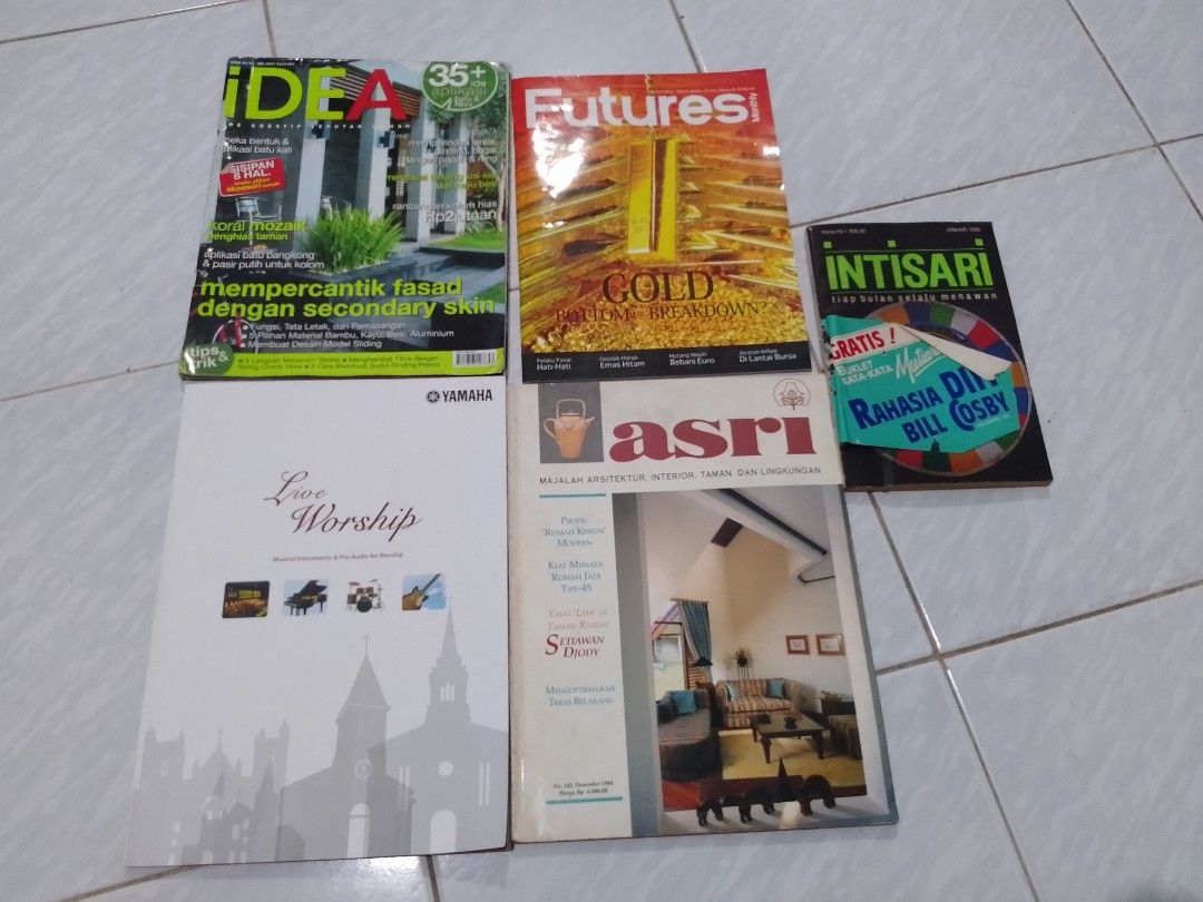 Majalah intisari asri idea edisi lama, Buku & Alat Tulis, Majalah & Lainnya di Carousell
