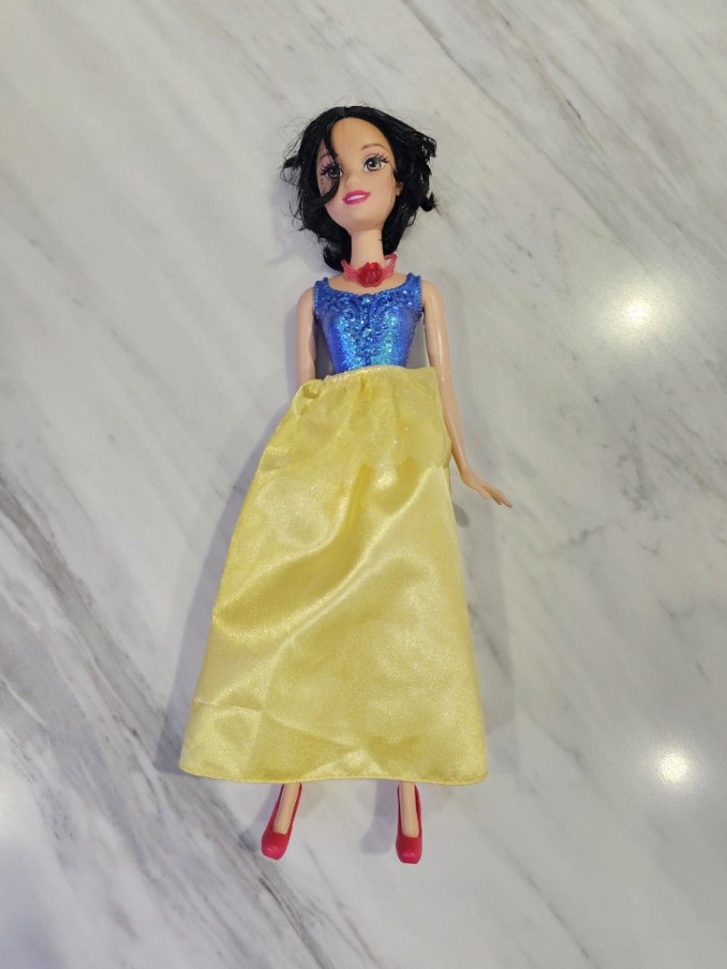 Mattel Disney Sparkle Princess Snow White, Hobbies & Toys, Toys & Games ...