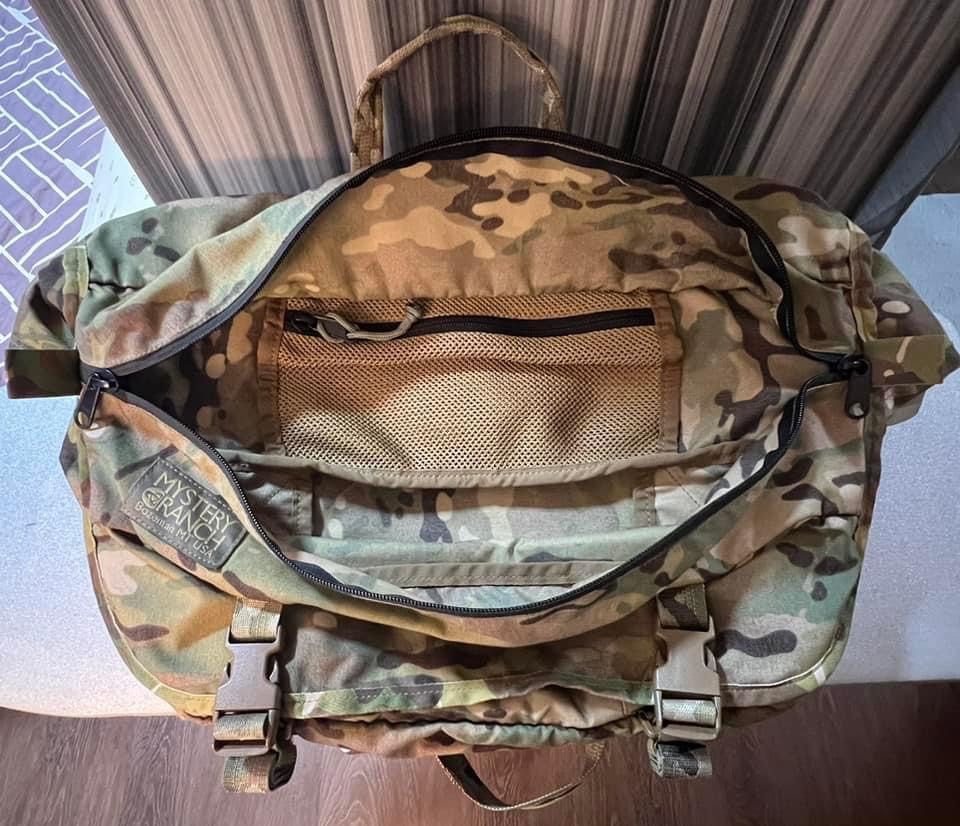 Mystery Ranch Outsider Messenger (Multicam), Men's Fashion, Bags ...