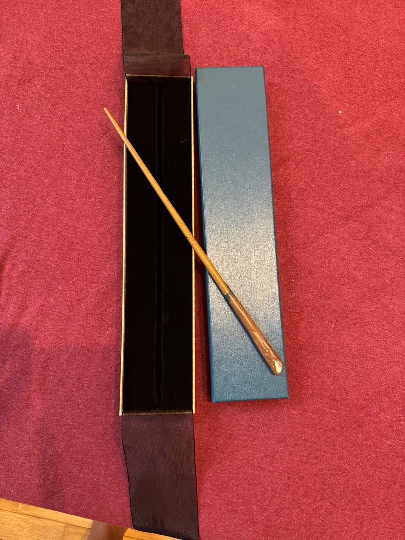 Newt Scamander Wand (Fantastic Beast), Hobbies & Toys, Memorabilia ...