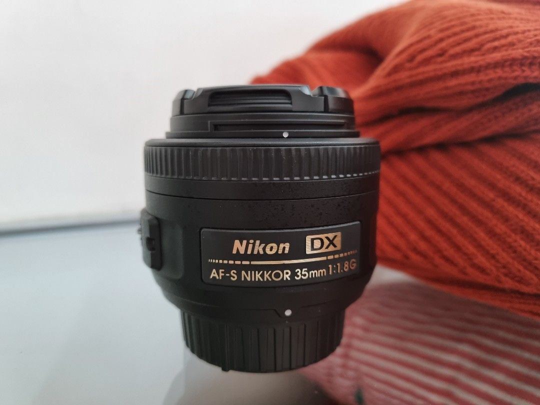 Nikon AF-S 35mm 1:1.8G DX Prime Lens, Photography, Lens & Kits on Carousell