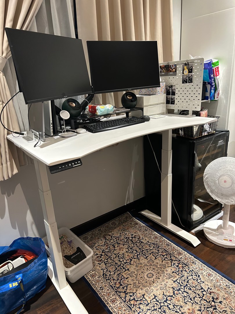 Omnidesk, Furniture & Home Living, Furniture, Tables & Sets on Carousell