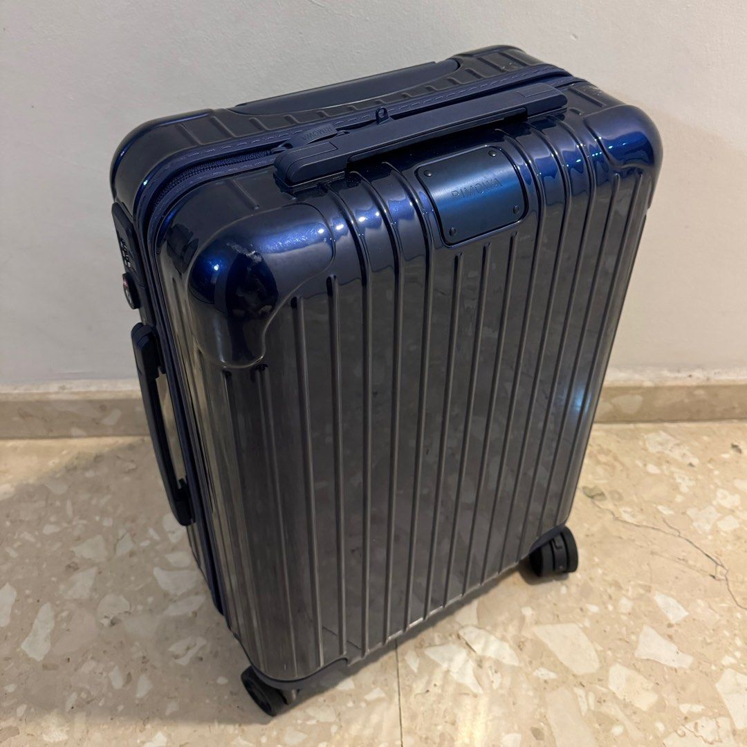 Original Rimowa Essential Cabin Luggage Glossy Blue 34L 55cm, Hobbies ...
