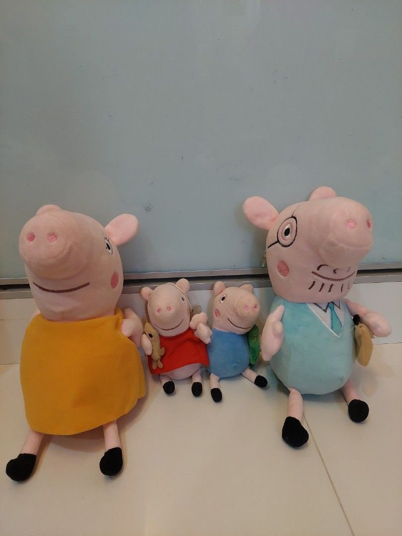 Peppa Pig Family Plushie, Hobbies & Toys, Toys & Games on Carousell