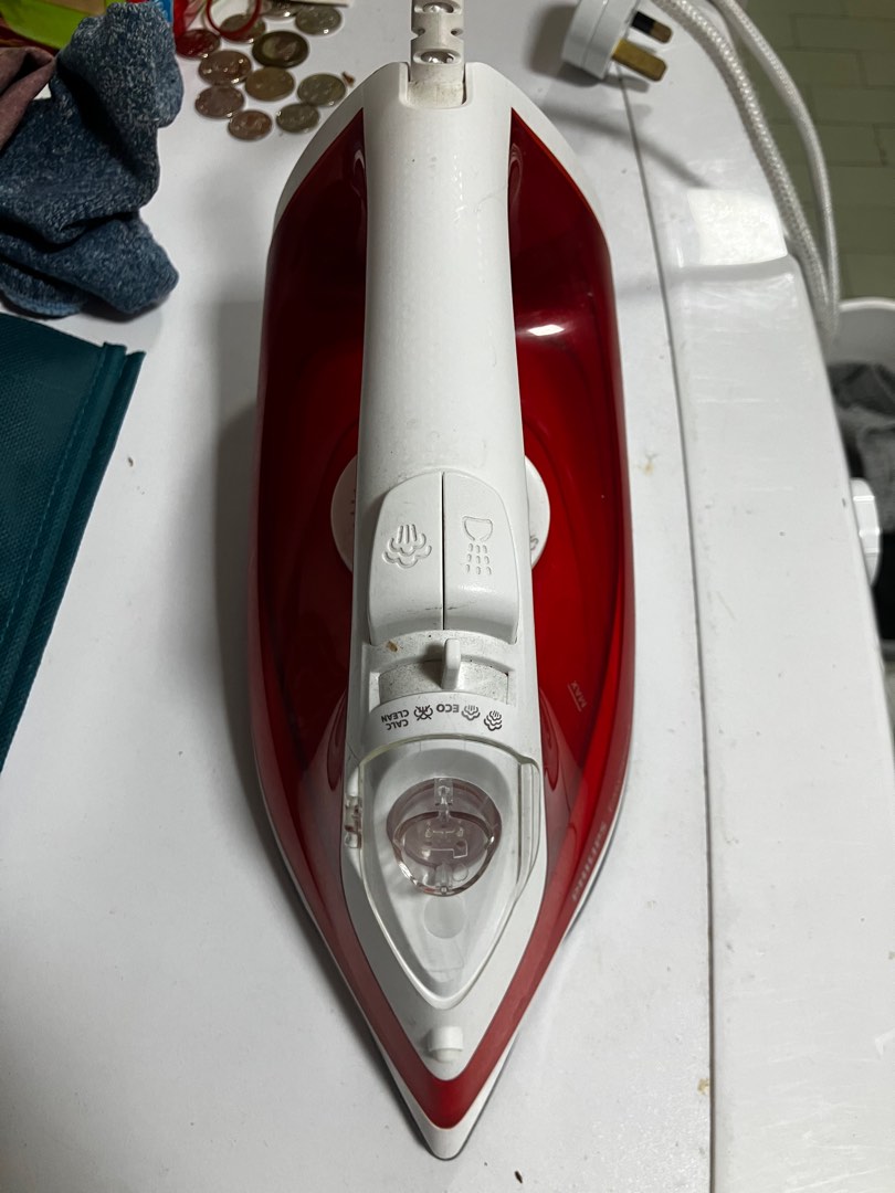 Philips EasySpeed Iron (Red), TV & Home Appliances, Irons & Steamers on ...