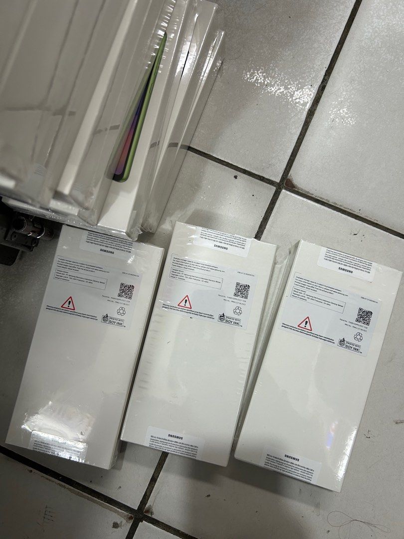 Samsung A05 box New, Telepon Seluler & Tablet, Ponsel Android, Samsung ...