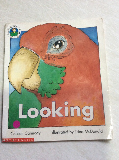 Scholastic : Reading discovery (looking ), Hobbies & Toys, Books ...