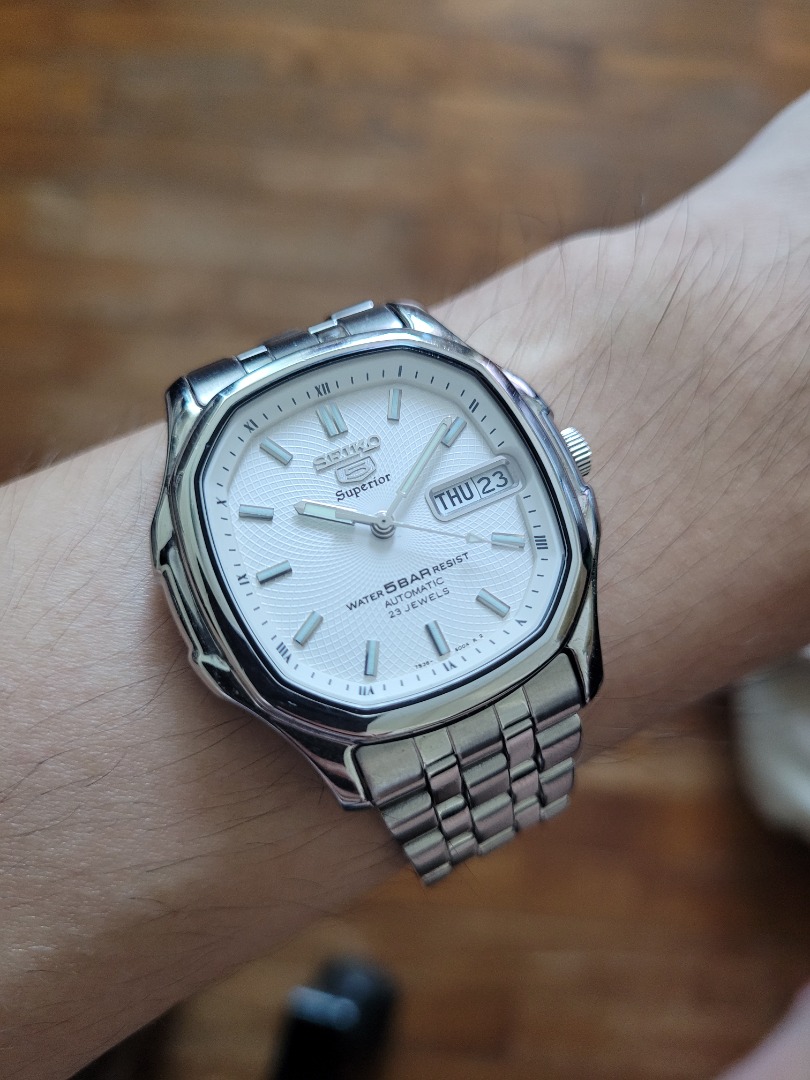 Seiko 5 Superior SKZ035, Men's Fashion, Watches & Accessories, Watches on Carousell