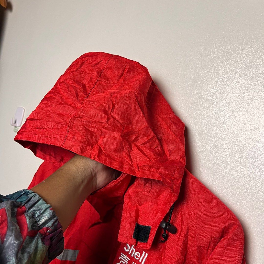 Shell x Ferrari V Power Jacket Raincoat XL, Women's Fashion, Coats ...
