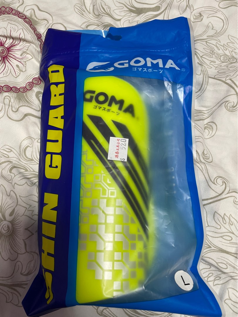 Shin Guard (Goma), 運動產品, 其他運動配件 - Carousell