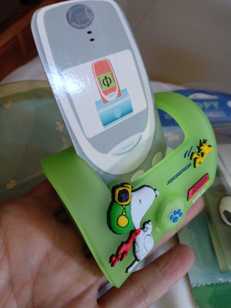 Snoopy Cellphone Display Stand for Nokia 3310, Hobbies & Toys ...