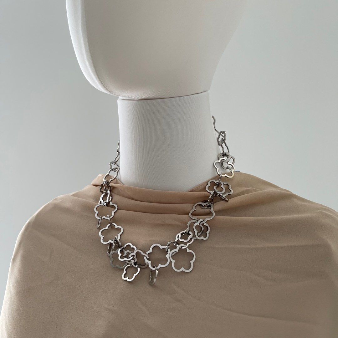 Swatch Jewellery Set, Women's Fashion, Jewelry & Organisers, Necklaces ...