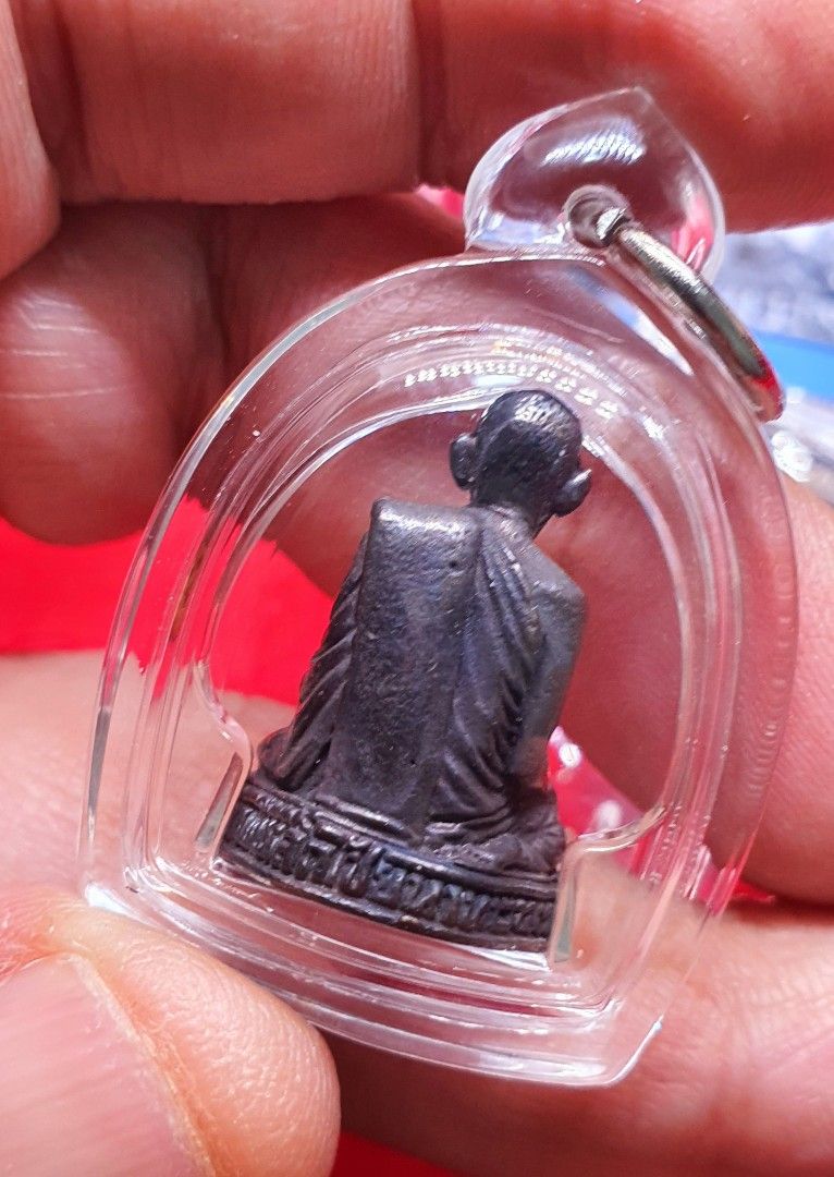 Thai Amulet Lp Kuay Roop lor Be 2533 Archan Tua, Hobbies & Toys ...