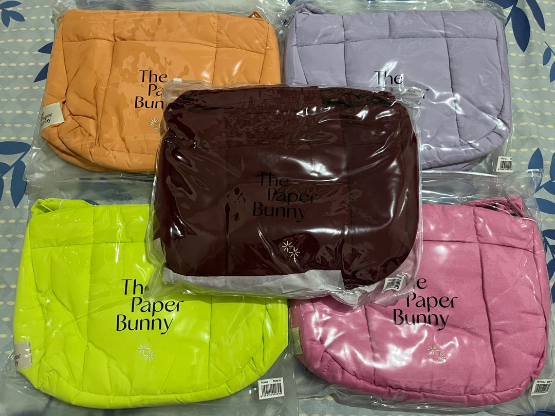 The Paper Bunny Puffer Swing, Women's Fashion, Bags & Wallets, Tote ...