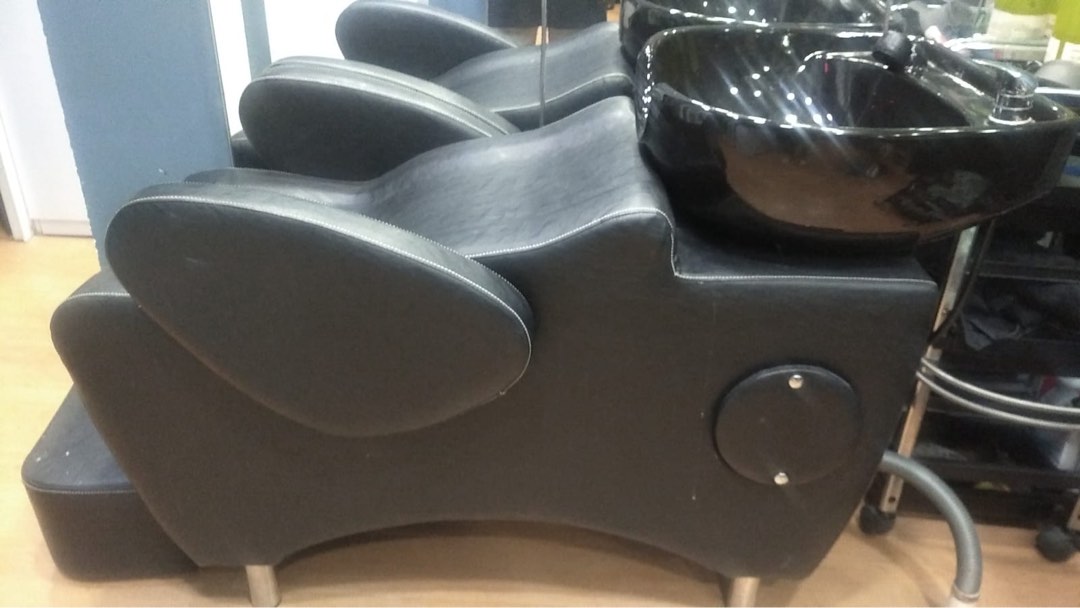 threading chairs, Beauty & Personal Care, Hair on Carousell