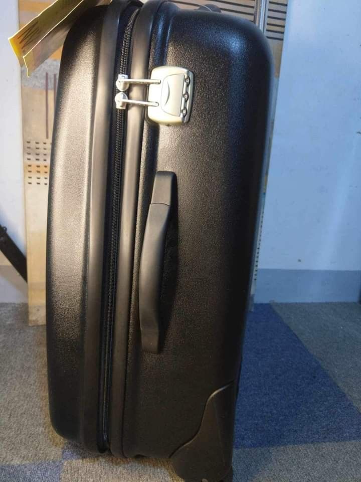 Titan Xenon Germany Original Medium, Hobbies & Toys, Travel, Luggage on ...