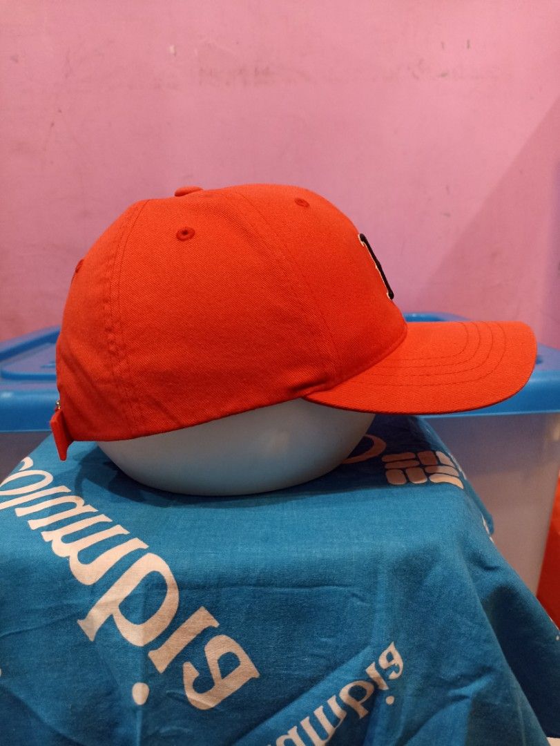 Topi MLB Anak Original Logo B Merah, Fesyen Pria, Aksesoris, Topi di ...