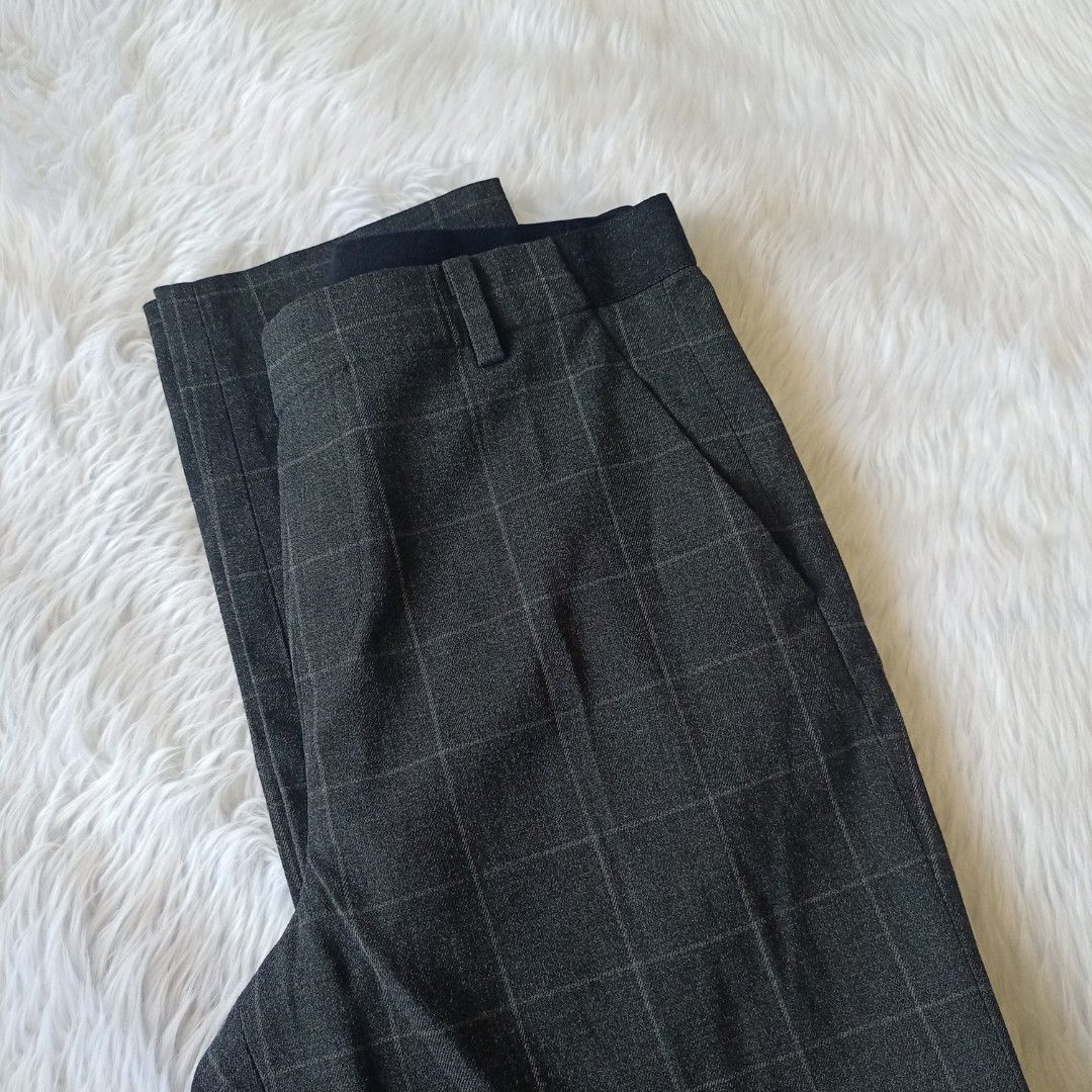 UNIQLO Grid Ezy Tucked Ankle Pants, Women's Fashion, Bottoms, Other ...