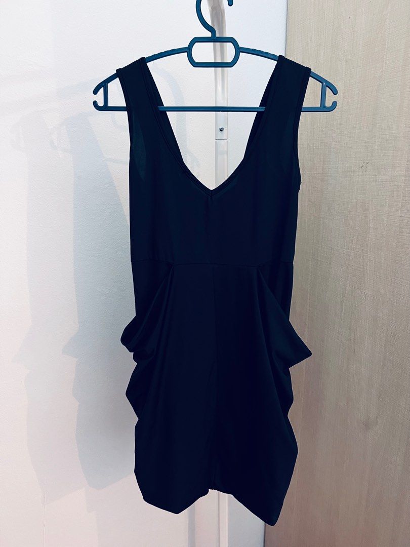 V-cut body wrap dress, Women's Fashion, Dresses & Sets, Dresses on ...