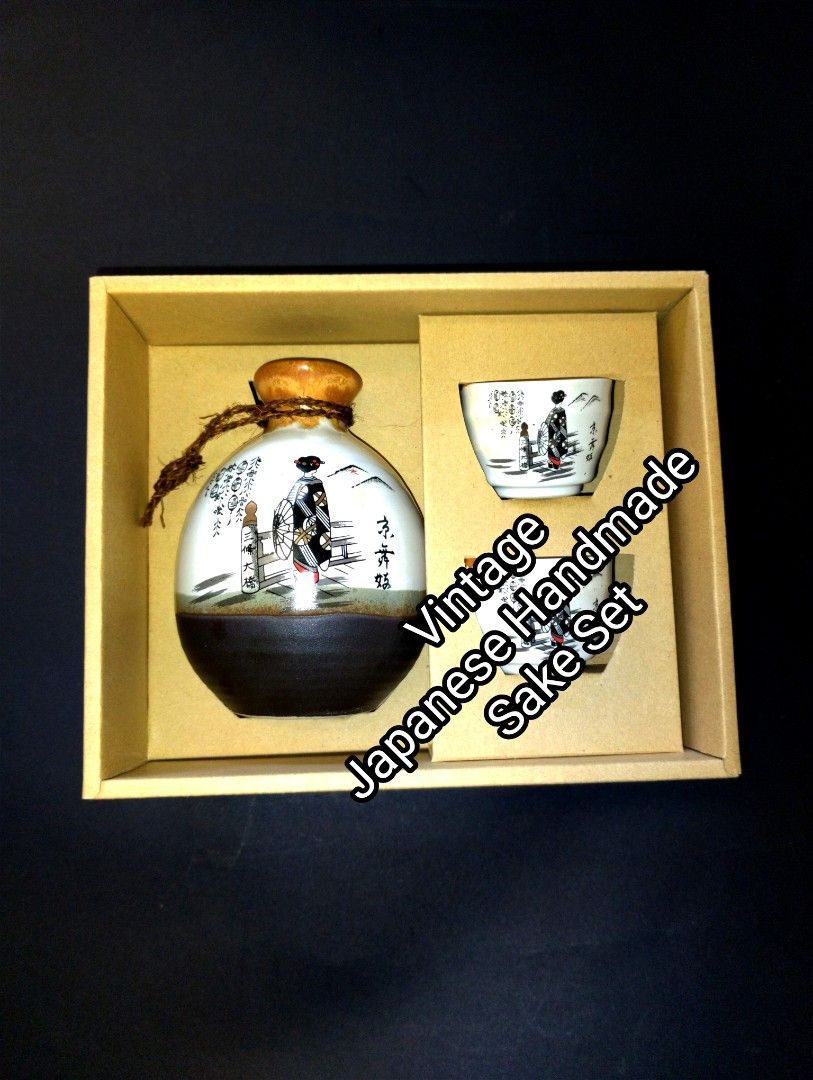 Vintage Japanese Art -Deco Hand painted Premium Sake Gift Set ...