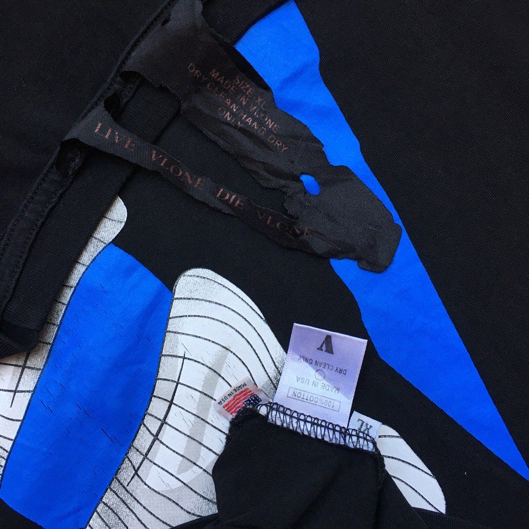 Vlone Snake Tee, Men's Fashion, Tops & Sets, Tshirts & Polo Shirts on ...