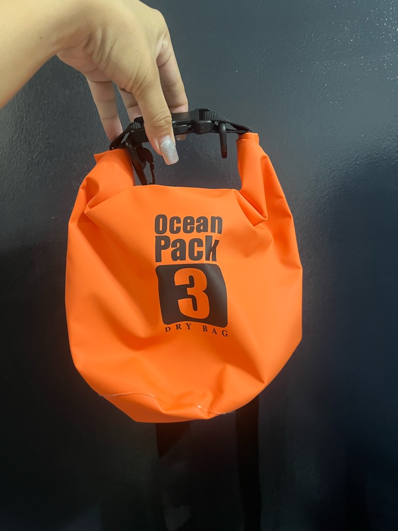 OCEAN PACK waterproof dry sling bag 3L, Women's Fashion, Bags & Wallets ...