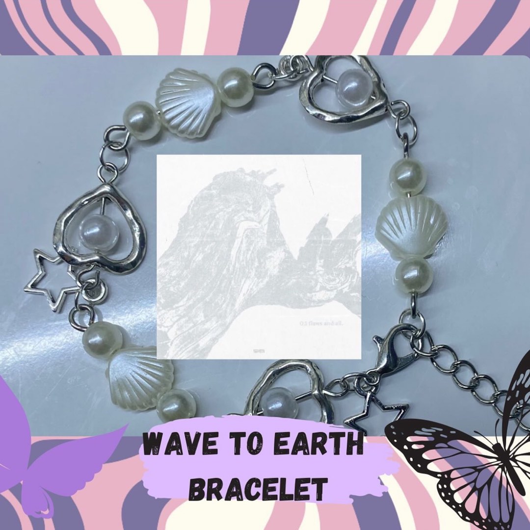 Wave to earth bracelet, Women's Fashion, Jewelry & Organisers, Bracelets on Carousell